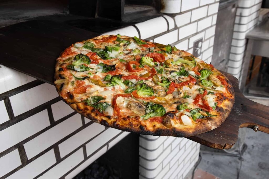 Frank Pepe Pizzeria at Plantation Walk, South Florida